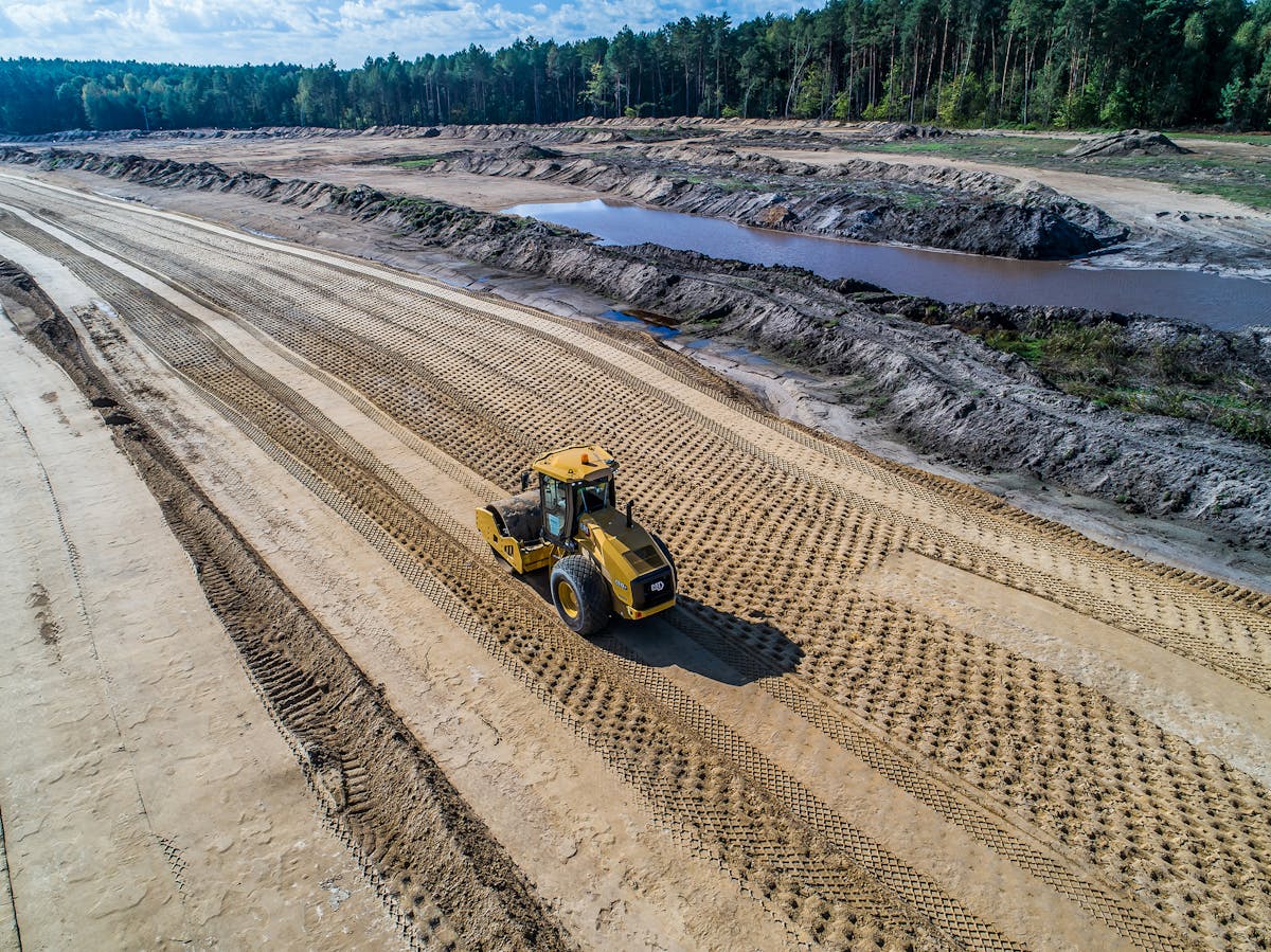 Intelligent Compaction Boosts Paving Effectiveness | Construction Equipment